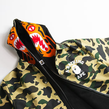 CORPORATE | A Midwest Sneaker and Clothing Retailer – Corporate